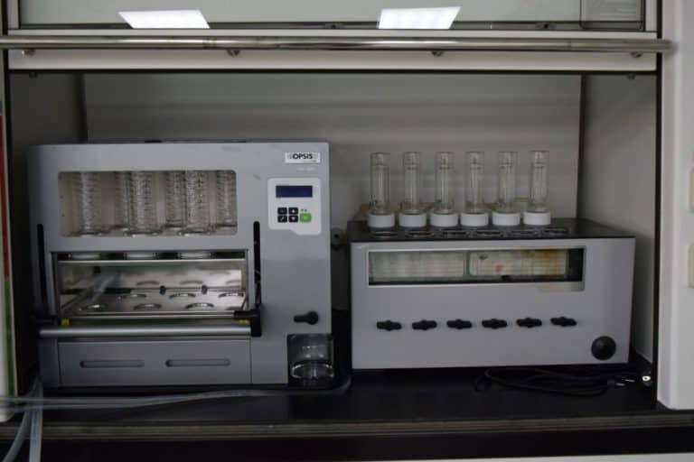 Analytical Lab - Universitas Prasetiya Mulya